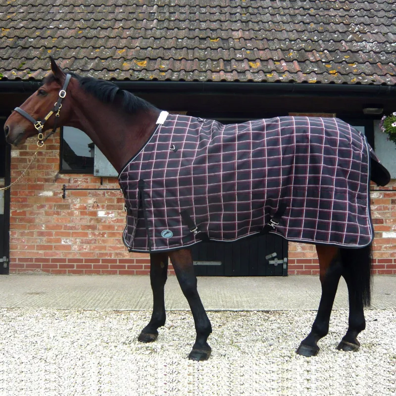 JHL Lightweight Plus Turnout Rug 80g - Black/Red Plaid