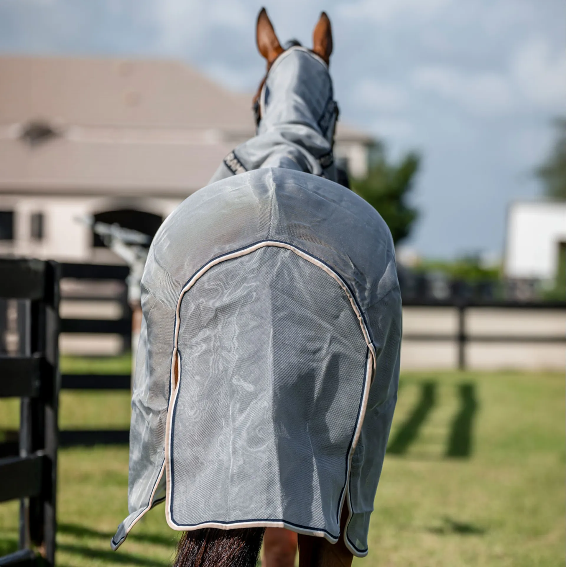 Rambo Protector Fieldsafe Plus Detach-A-Neck Fly Rug - Navy/Grey