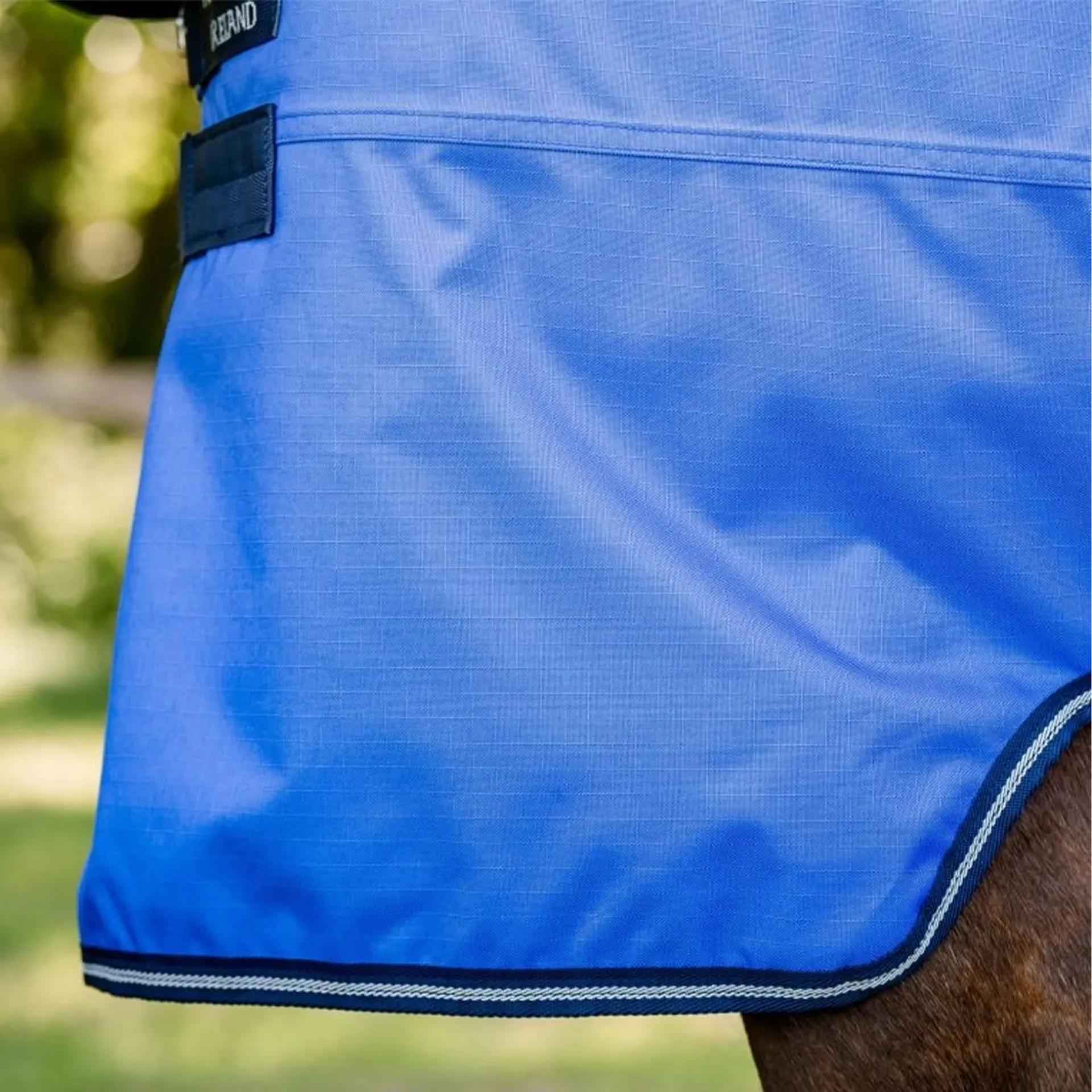 Amigo Hero 600D with Ripstop 0g Turnout Rug - Blue/Navy/Grey