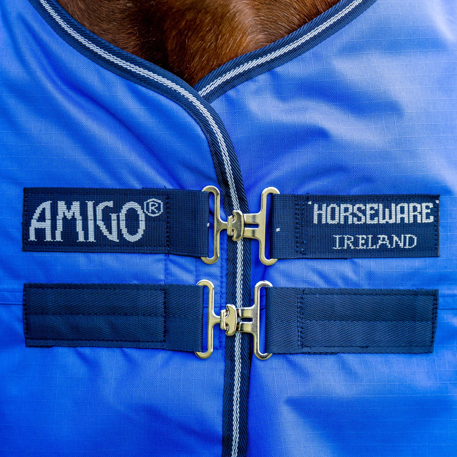 Amigo Hero 600D with Ripstop 0g Turnout Rug - Blue/Navy/Grey