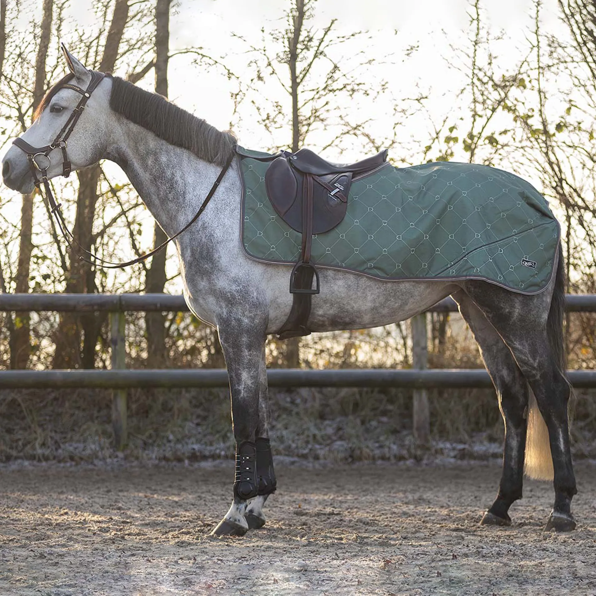 QHP Collection Fleece Exercise Sheet - Stirrup