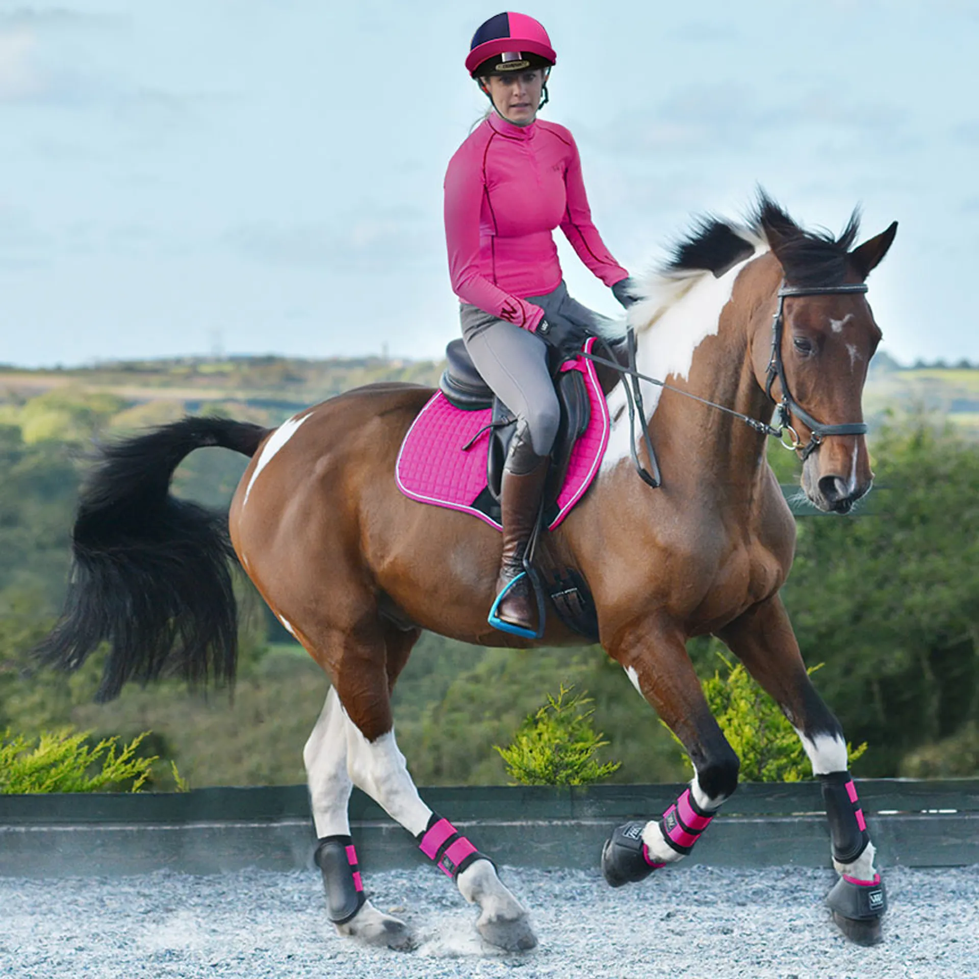 Woof Wear Close Contact Colour Fusion Saddlecloth - Berry